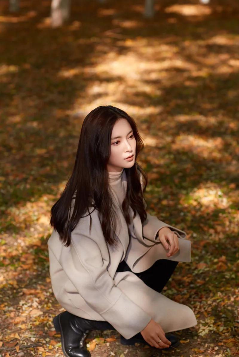 Sun Anke's personality photo is full of cool and retro texture - iNEWS