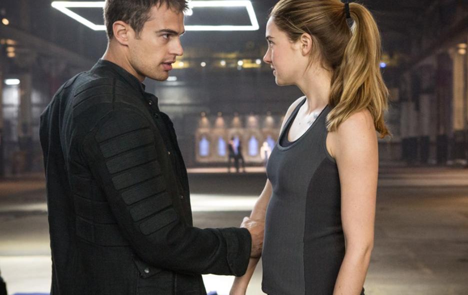 "Divergent 1 Awakening of Alien": Teresa's road to the brave in pursuit of the truth - iNEWS