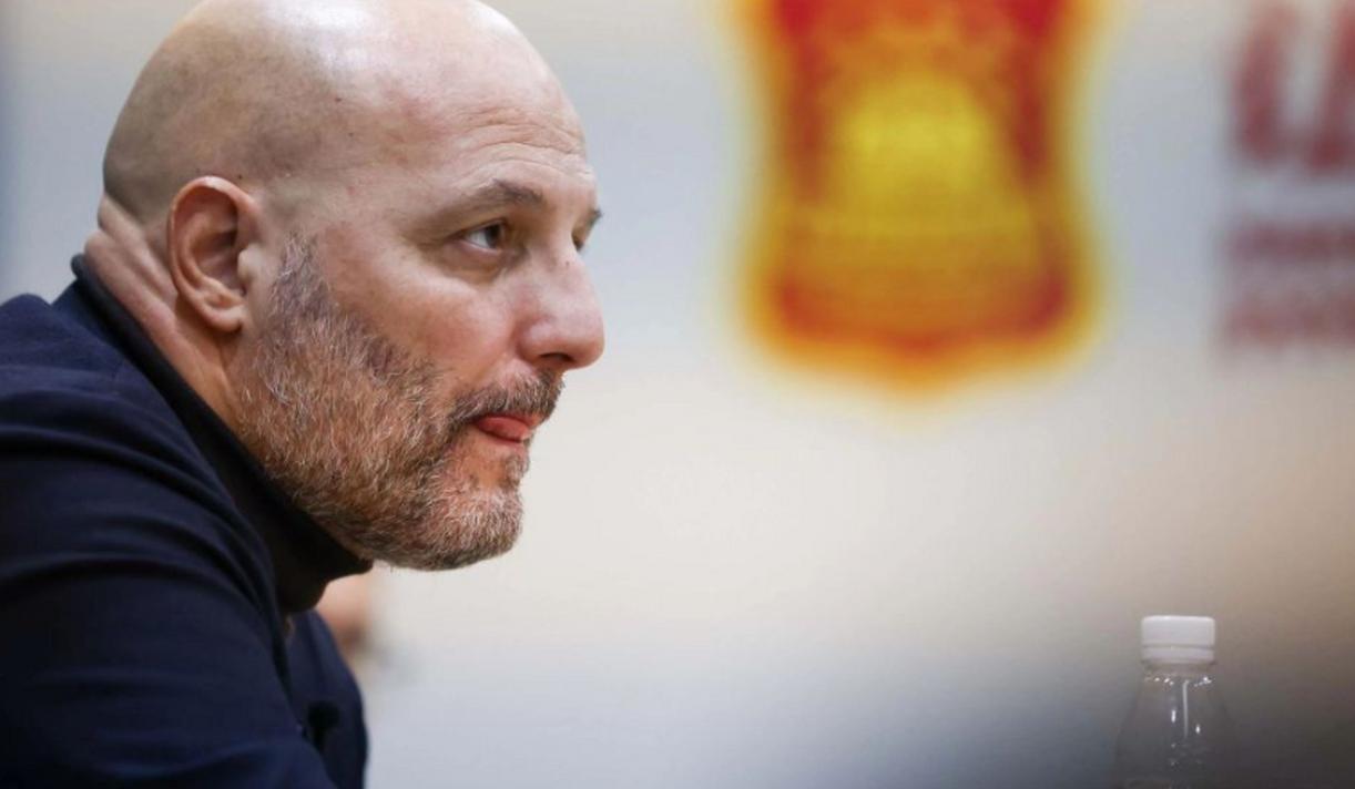 The first match in Hong Kong was helpless and regrettable, and the 8 ...