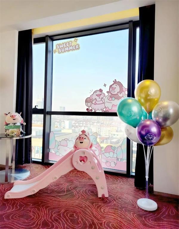 Live in an anime IP themed room, you can take the room dolls away - iNEWS