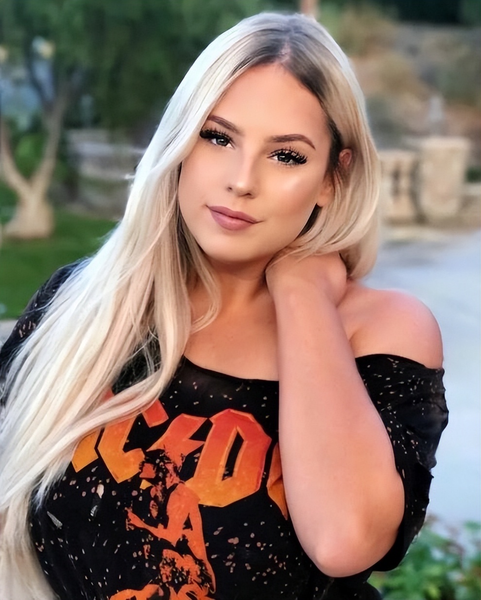 Chandler Goodwin is a prime example of a plus-size model - iMedia