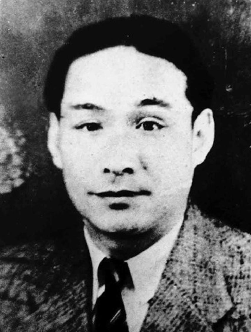 He is a red agent and was imprisoned by Dai Li himself for eight months ...