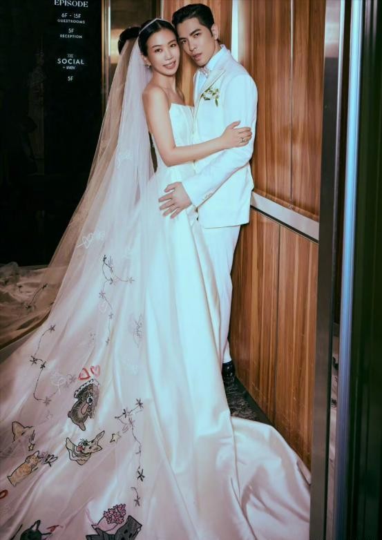 Jam Hsiao and Julia Lin got married today, revealing wedding photoshoot ...
