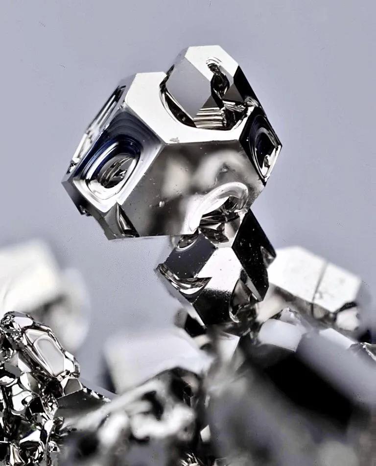 Moon dust looks like this!Microcosm under the microscope - iNEWS