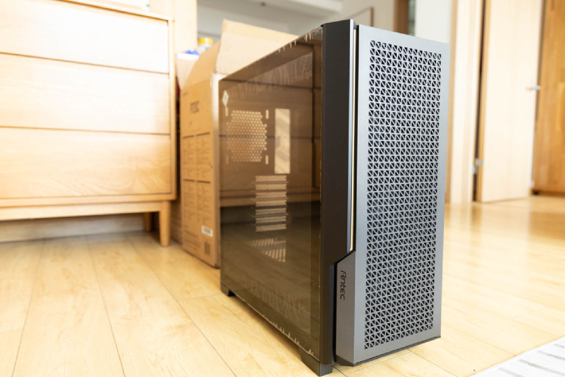 Quiet and reliable, excellent texture, Antec P20C installation ...