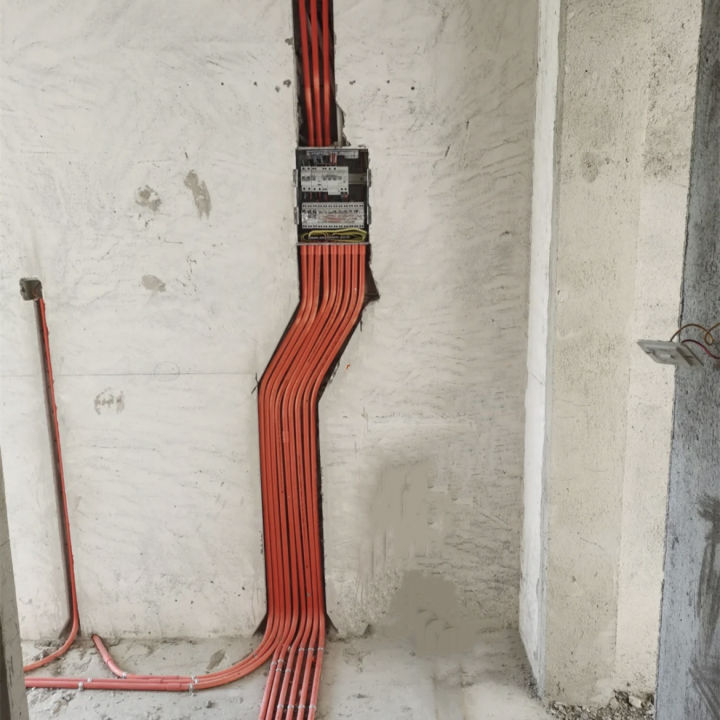 Can the strong and weak current distribution box be moved?How much does ...