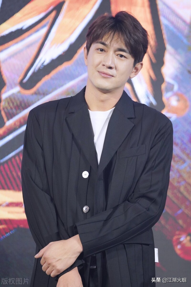 Gossip: Liu Shishi, Qin Lan, Yi Yang, Qian Xi, Li Yifeng, Lin update ...