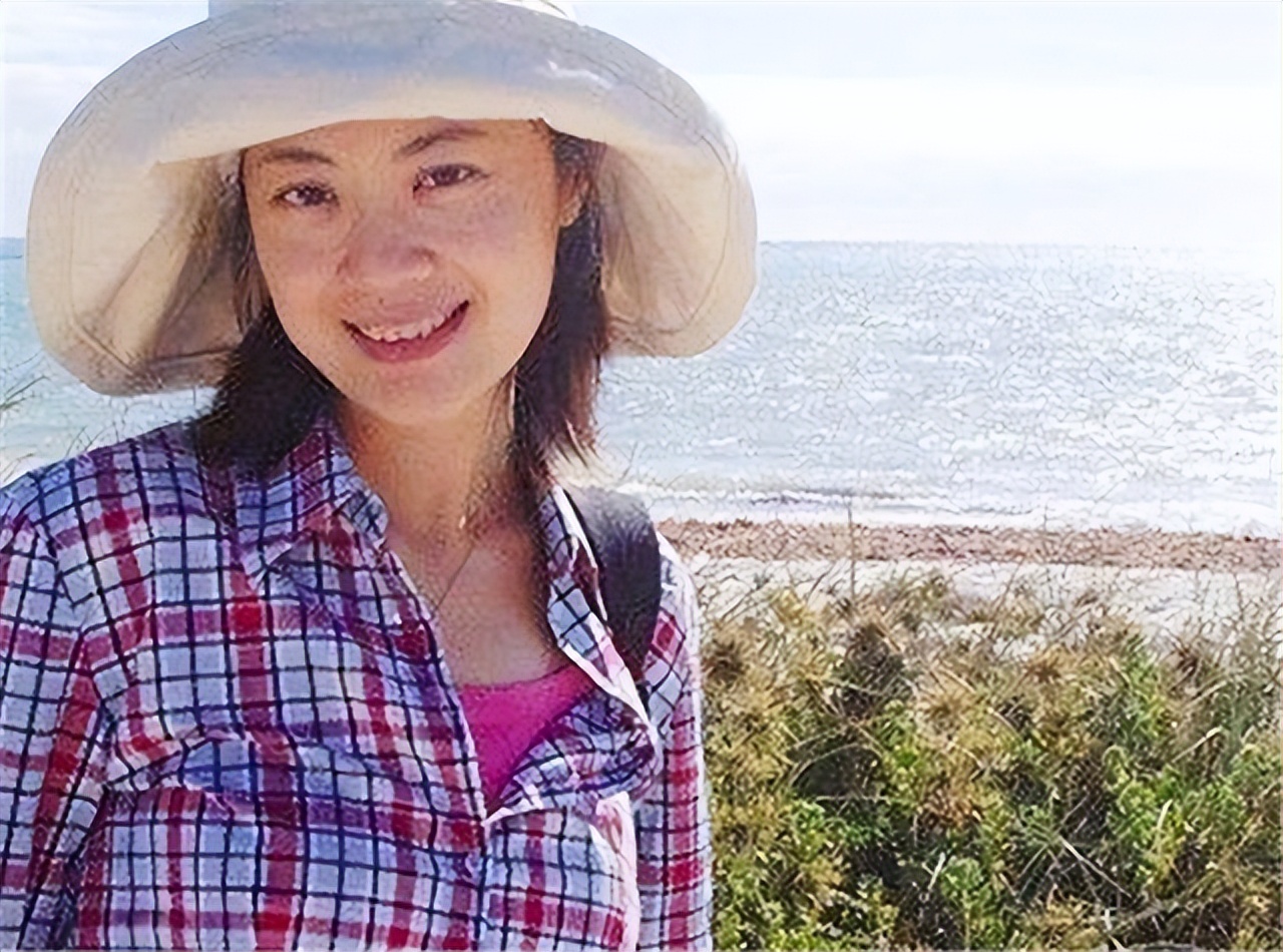 Former CCTV talent Jiang Feng: Joined the British nationality for love ...