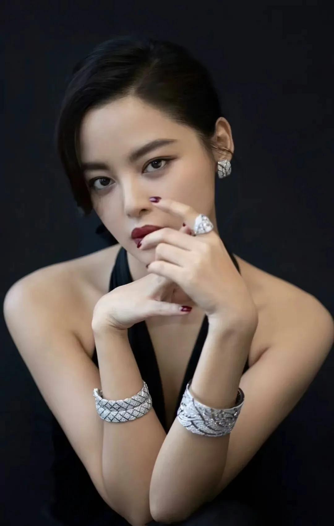 Xin Zhilei ~ collection photo - iNEWS