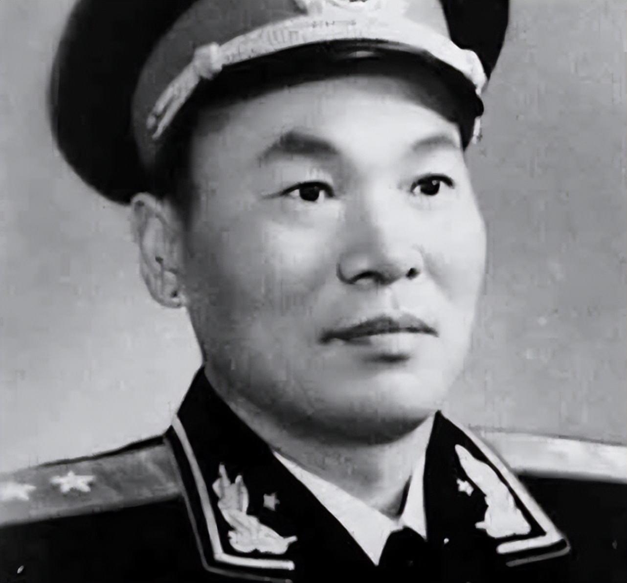 Three founding generals came out of a squad, the squad leader became a ...