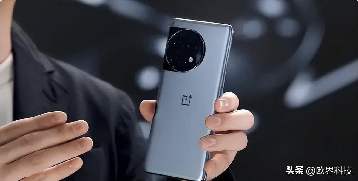 OnePlus 12 series may be equipped with two solutions of straight screen ...