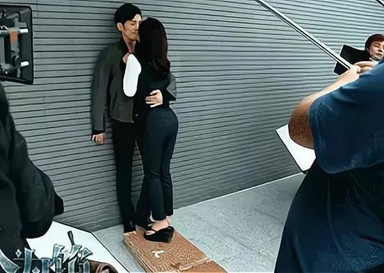 Why did the actor only show his upper body in the kissing scene? After ...