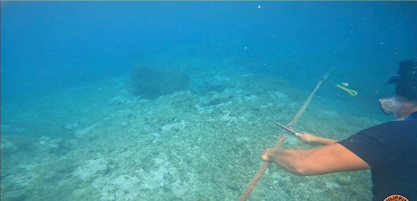 The President of the Philippines ordered to cut off the blocking net at ...
