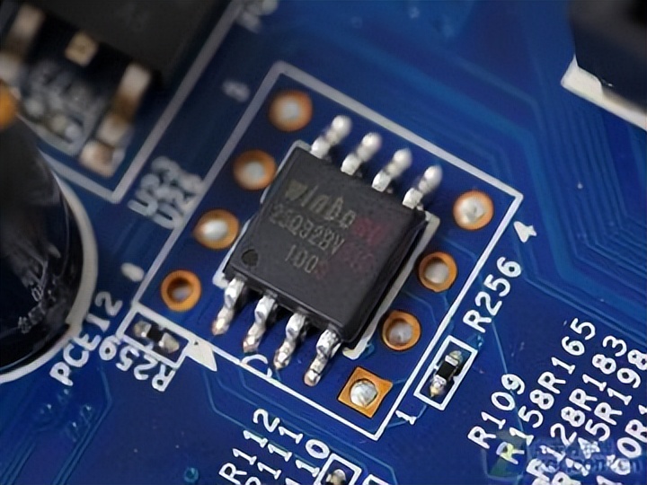 The 28nm lithography machine is coming, the domestic core technology ...