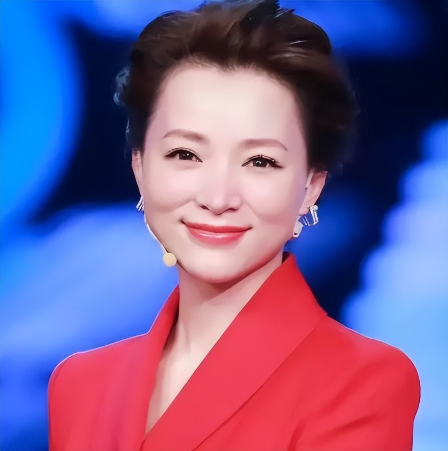 From "the first sister of CCTV" to "disappeared", why did Dong Qing ...