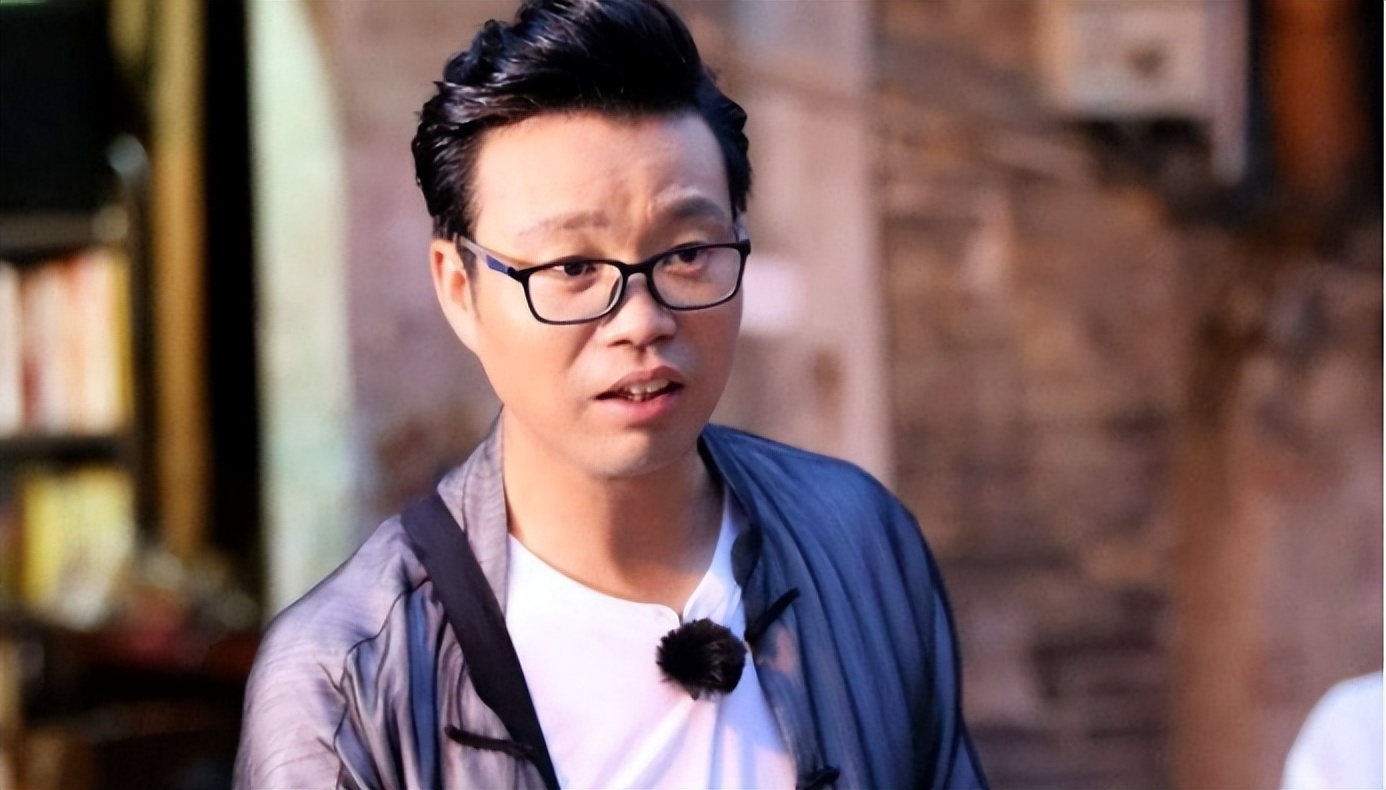 After 10 years, "honest man" Wang Xun finally received "retribution", and his first wife Wei ...