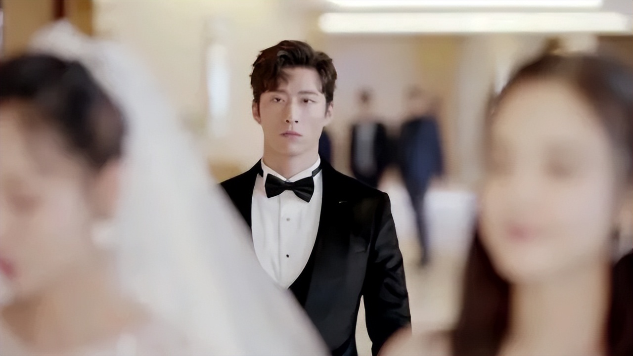 Dou Xiao made his debut as the hero of Zhang Yimou's movie, and his ...