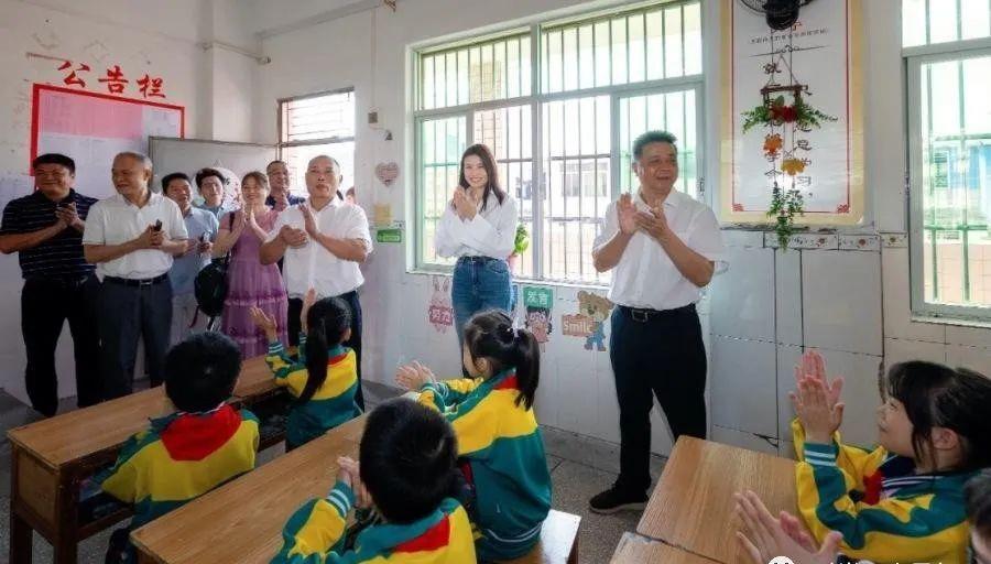 Asian princess Li Ran: From working girl to princess, she has made a ...