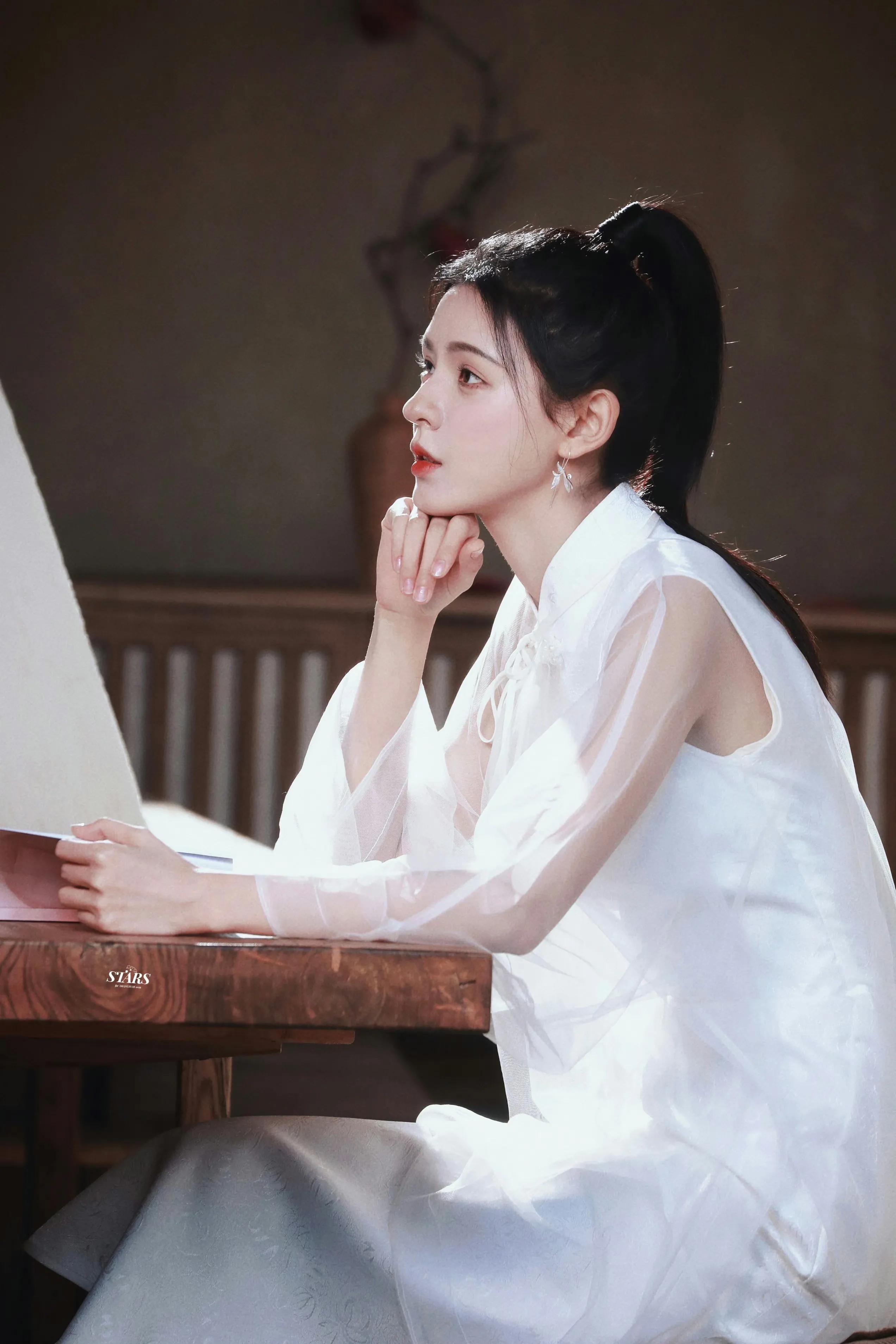 Zhang Yuxi's national style and high ponytail Reuters - iMedia