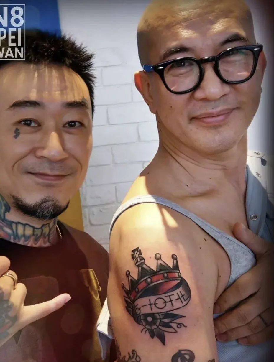 Small gossip, big S Gu Junye, supermodel and HK actor, Ren Jialun - iNEWS