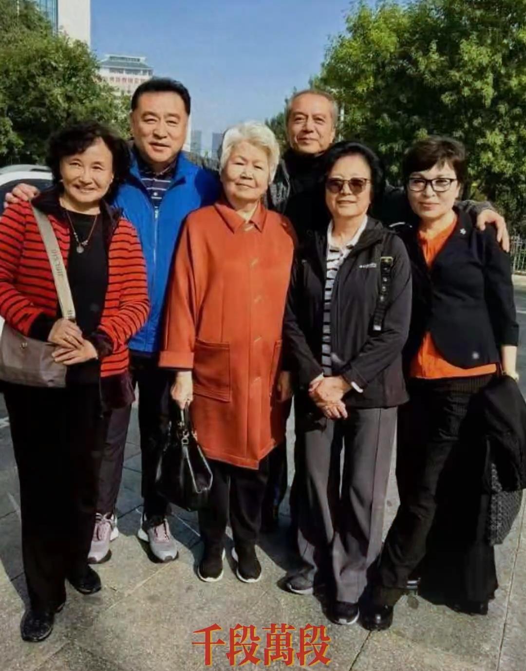 Du Xian stunned the audience at the age of 69, but Chen Daoming ...