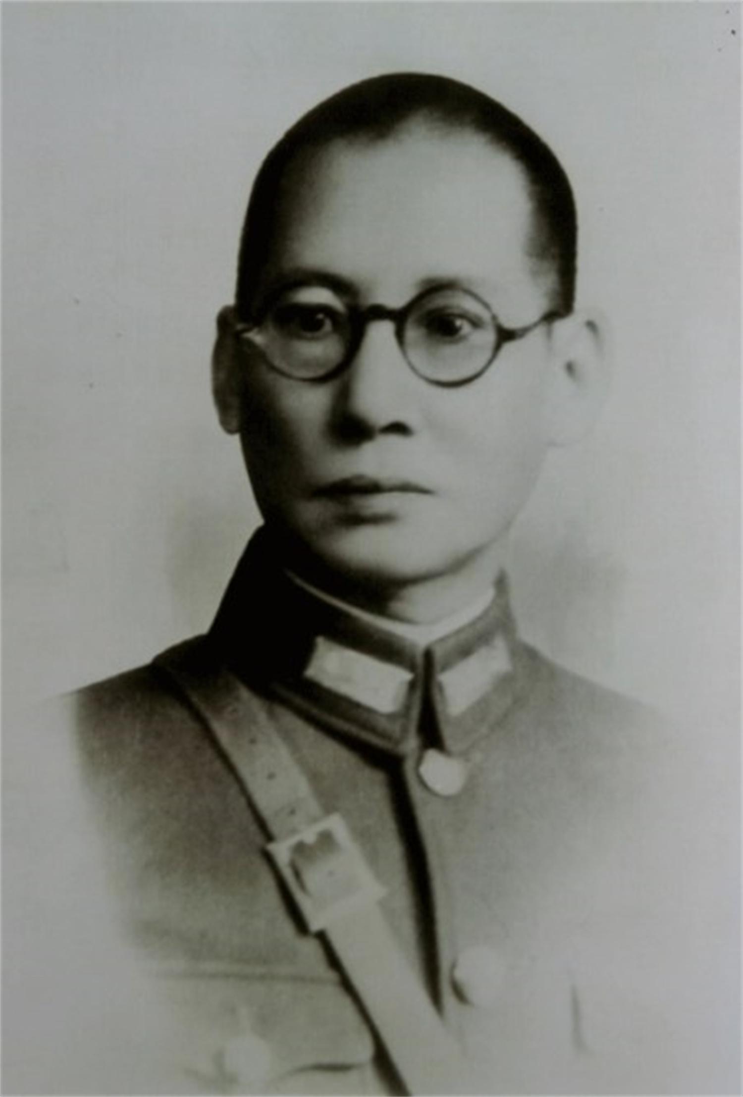Ten days after Zhu Qi's death, Zhu Defang heard the news of his son's ...