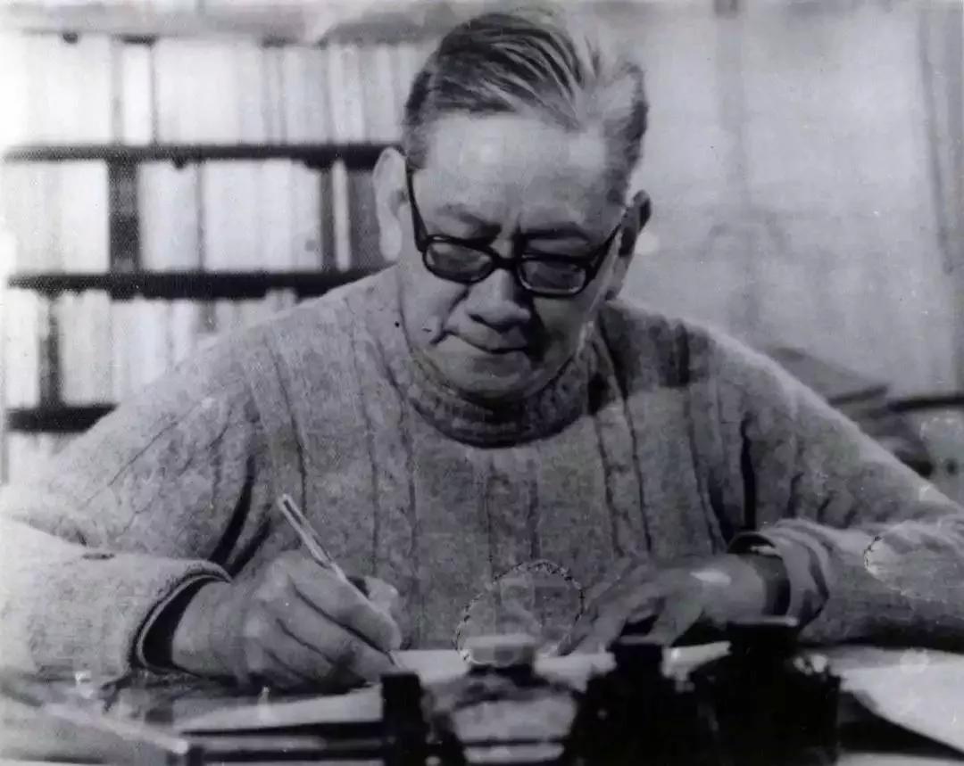 I love to read the essays of Master Qin Mu in my hometown - iMedia