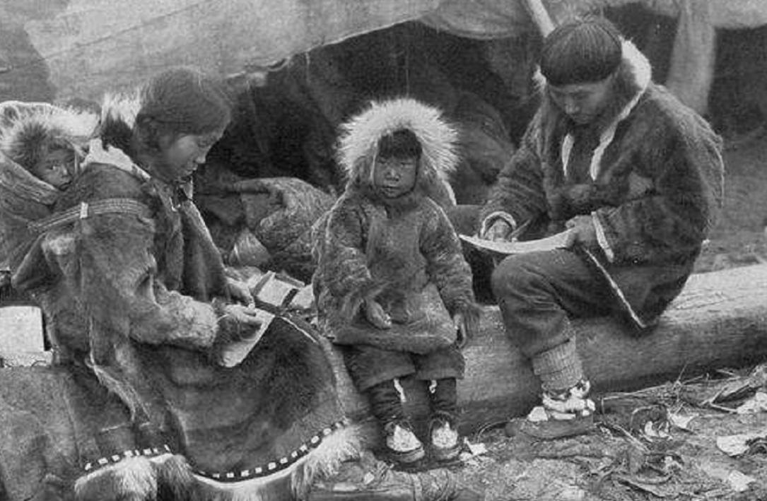 How did the Canadian government declare and strengthen Arctic ...