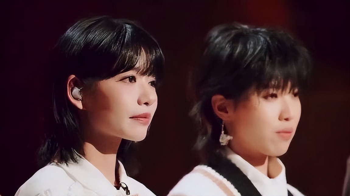 If the landlord's cats appear in the band's summer, which band do they ...