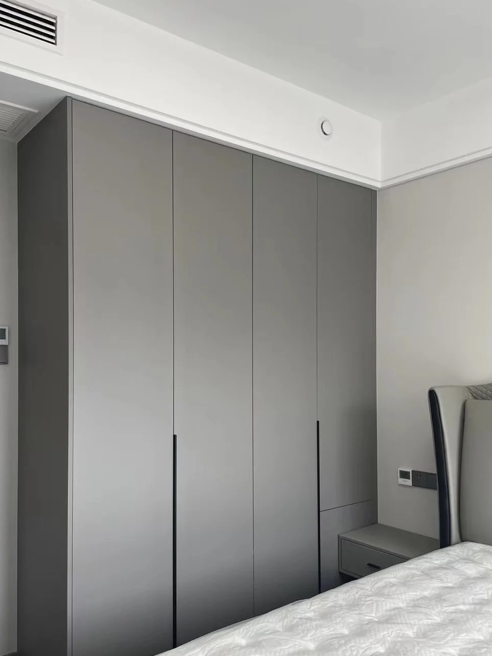 The now super popular gray wardrobe is full of high-level sense! - iNEWS