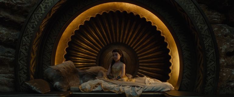 The movie "Wonder Woman" presents action scenes in slow motion and ...