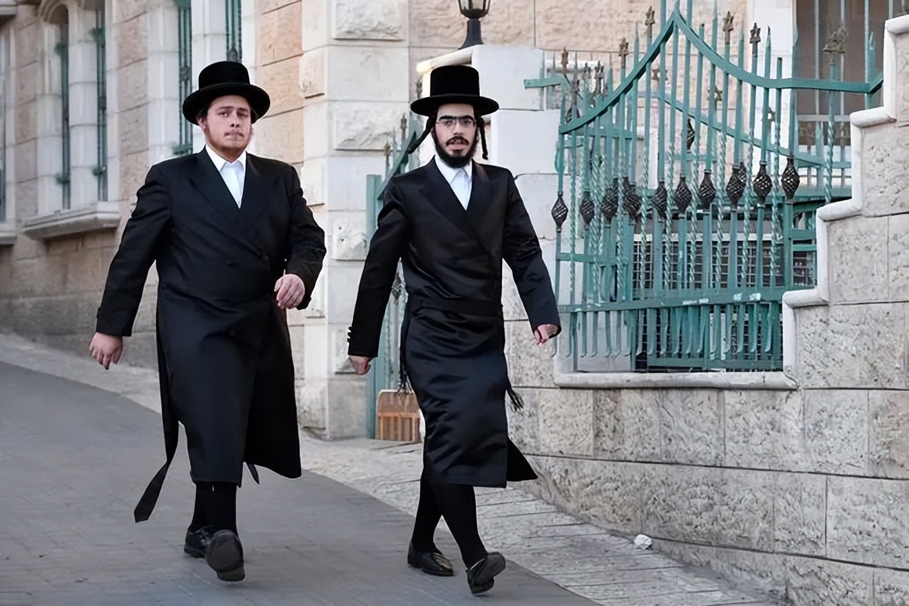 How many Jewish people are there in the world? - iNEWS