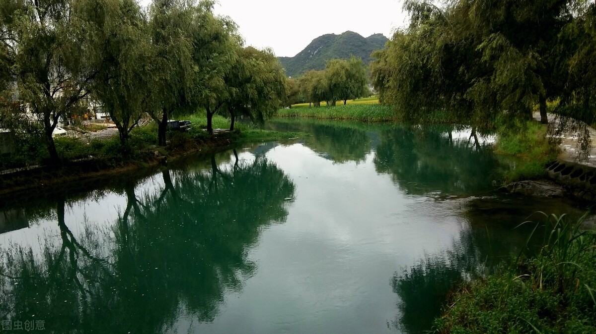 Babao Town in Guangnan, Lingshan Xiushui, Zhuang style, Little Guilin ...