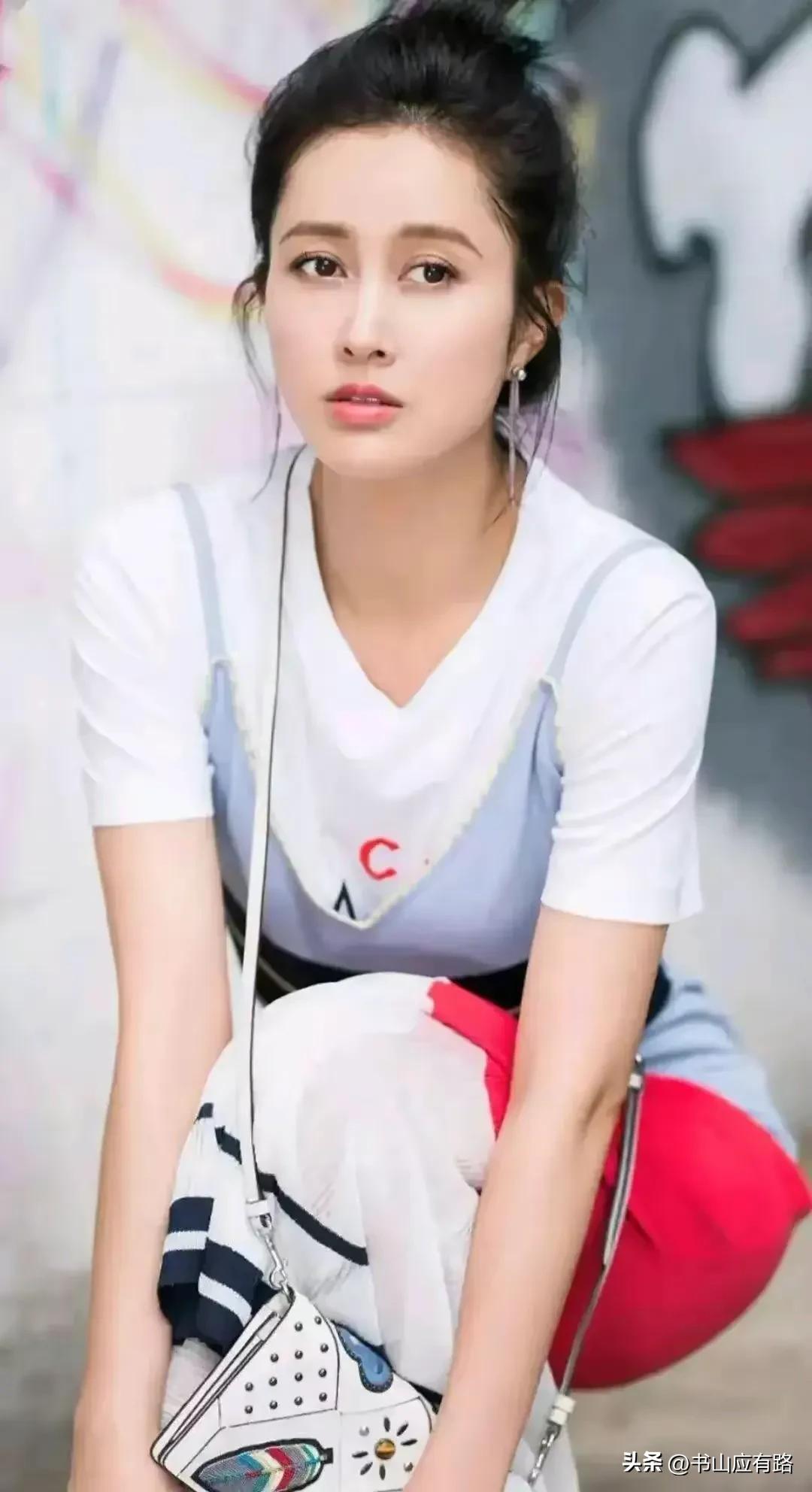 Yuan Zhibo: Actress who is obviously beautiful, but is delayed by her ...