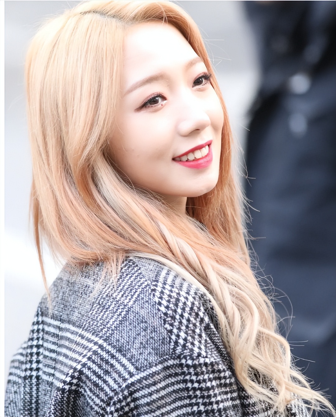 It's almost June 23rd, Meng Meiqi, are you panicking? Anyway, the ...