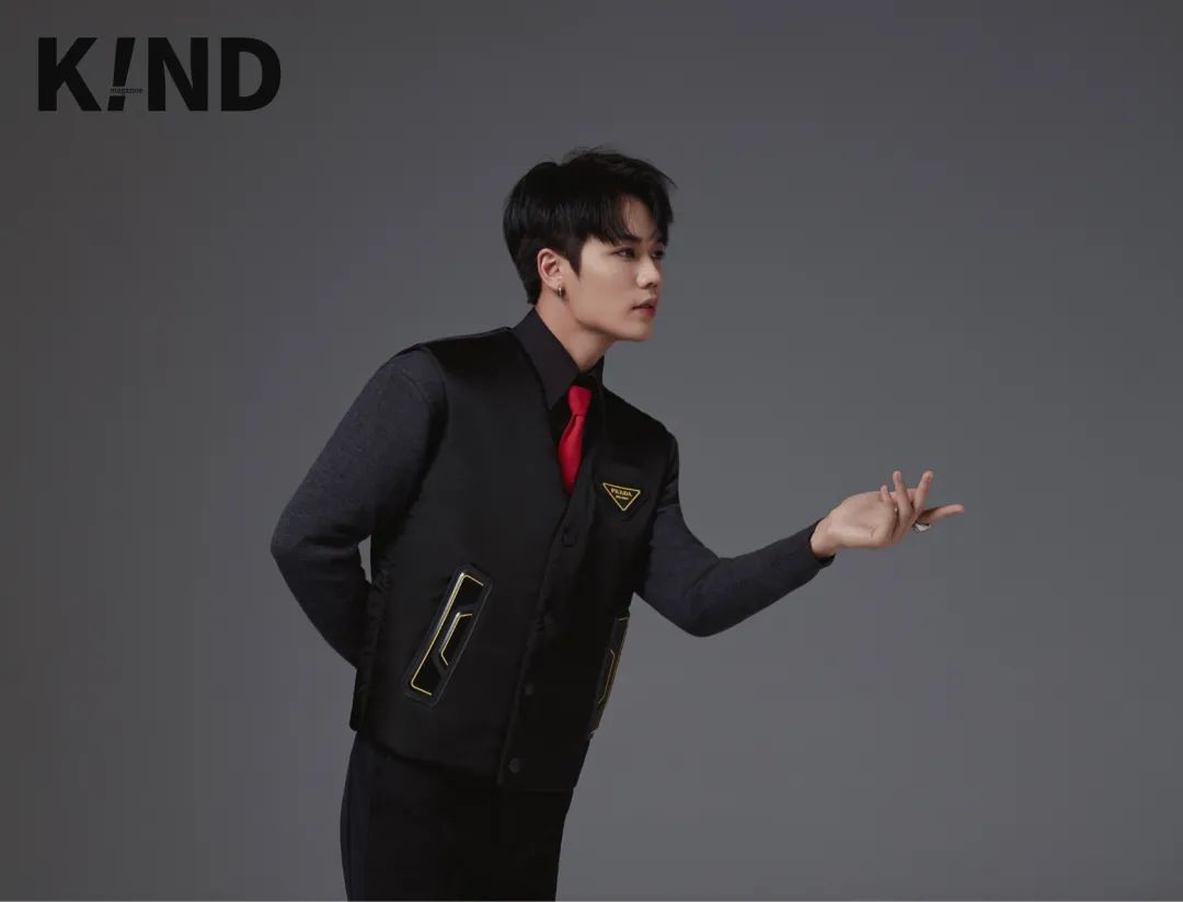 Little Gossip, Gong Jun, Lin Yanjun, Ren Jialun, Huang Jingyu, Ni Ni, Lin Yi - iNEWS