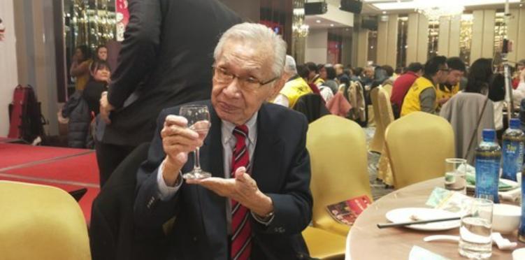 "Zhang Sanfeng" actor Chang Feng died!At the age of 98, he became ...