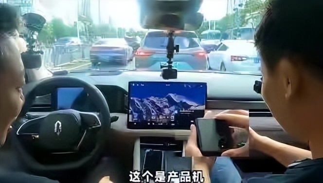 Huawei's low-end version of P50 Pocket, only watch it on Double Eleven ...