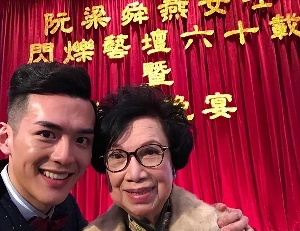The three generations of TVB stars were named and praised for their ...