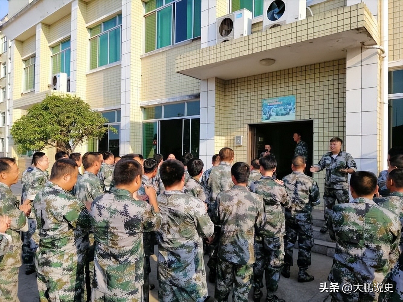 Tenor Cheng Zhi: Once married and divorced Yin Xiumei, died of illness ...