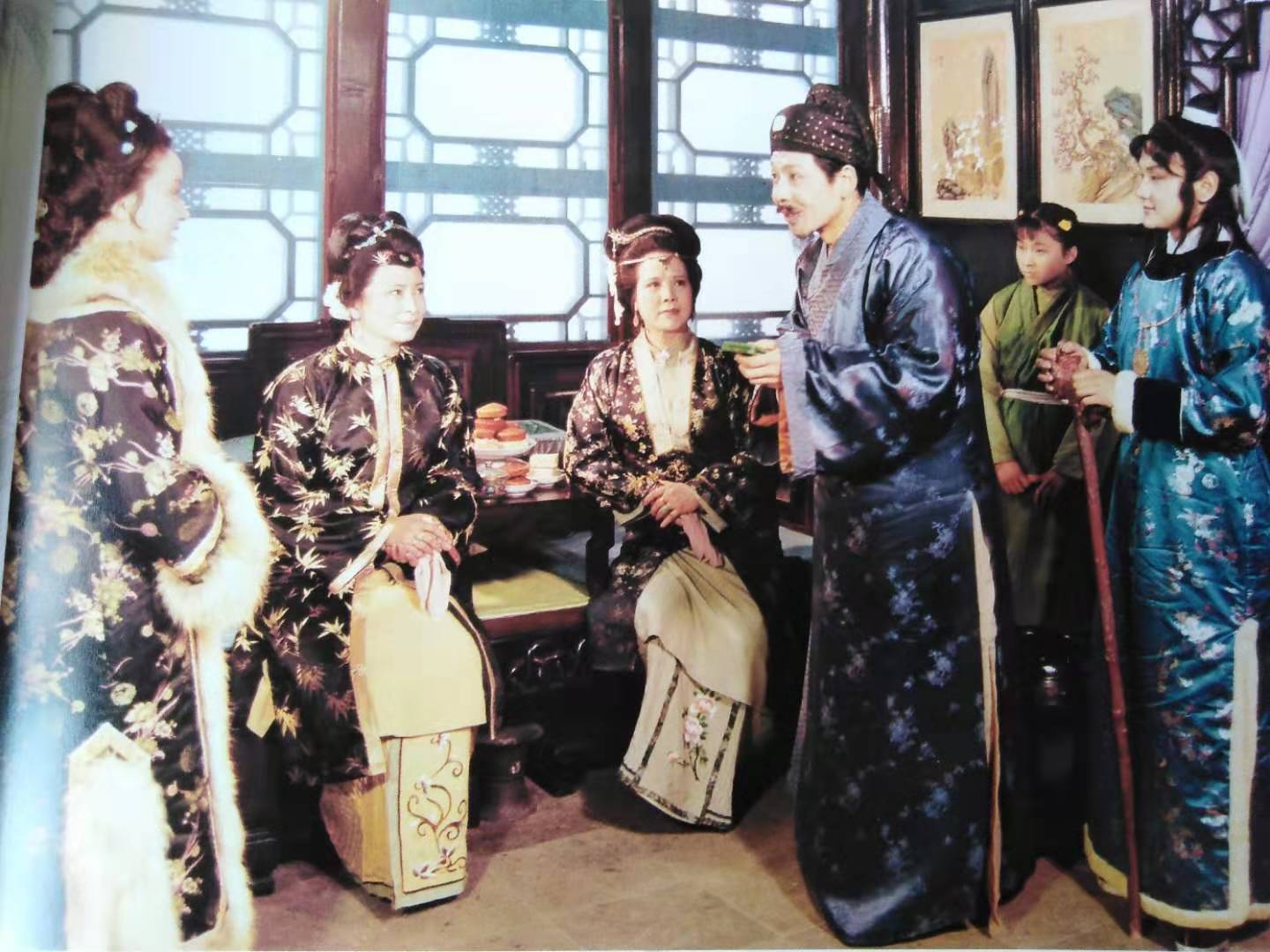 Dream of Red Mansions: After Qin Keqing died, why did Wang Xifeng help Jia Zhen to manage the ...