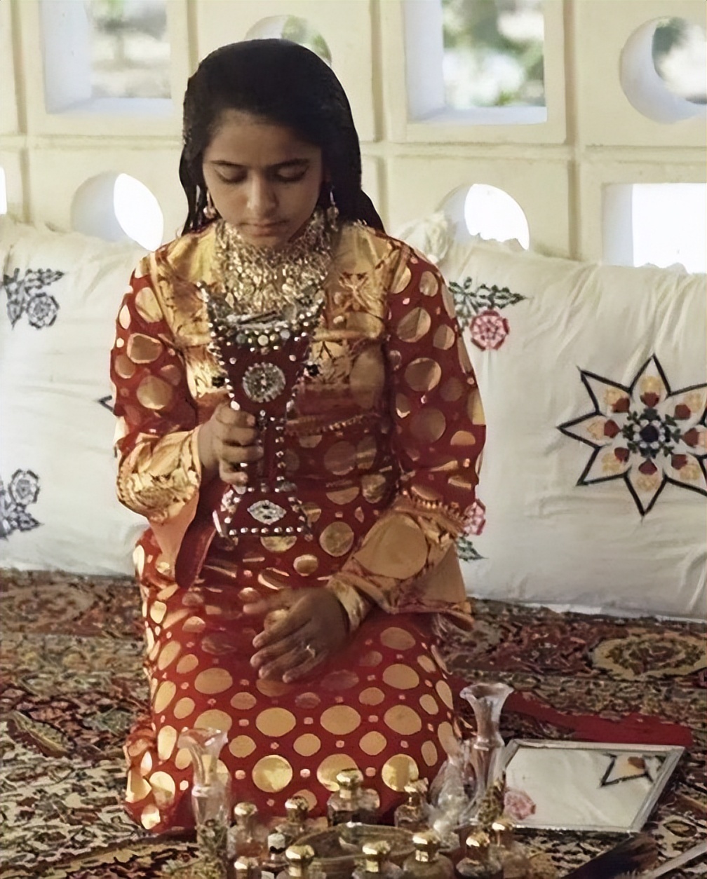 Princess of Dubai Empire: Parents marry close relatives, was named the ...