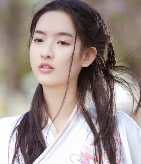 Wang Yuwen's beautiful picture - iNEWS