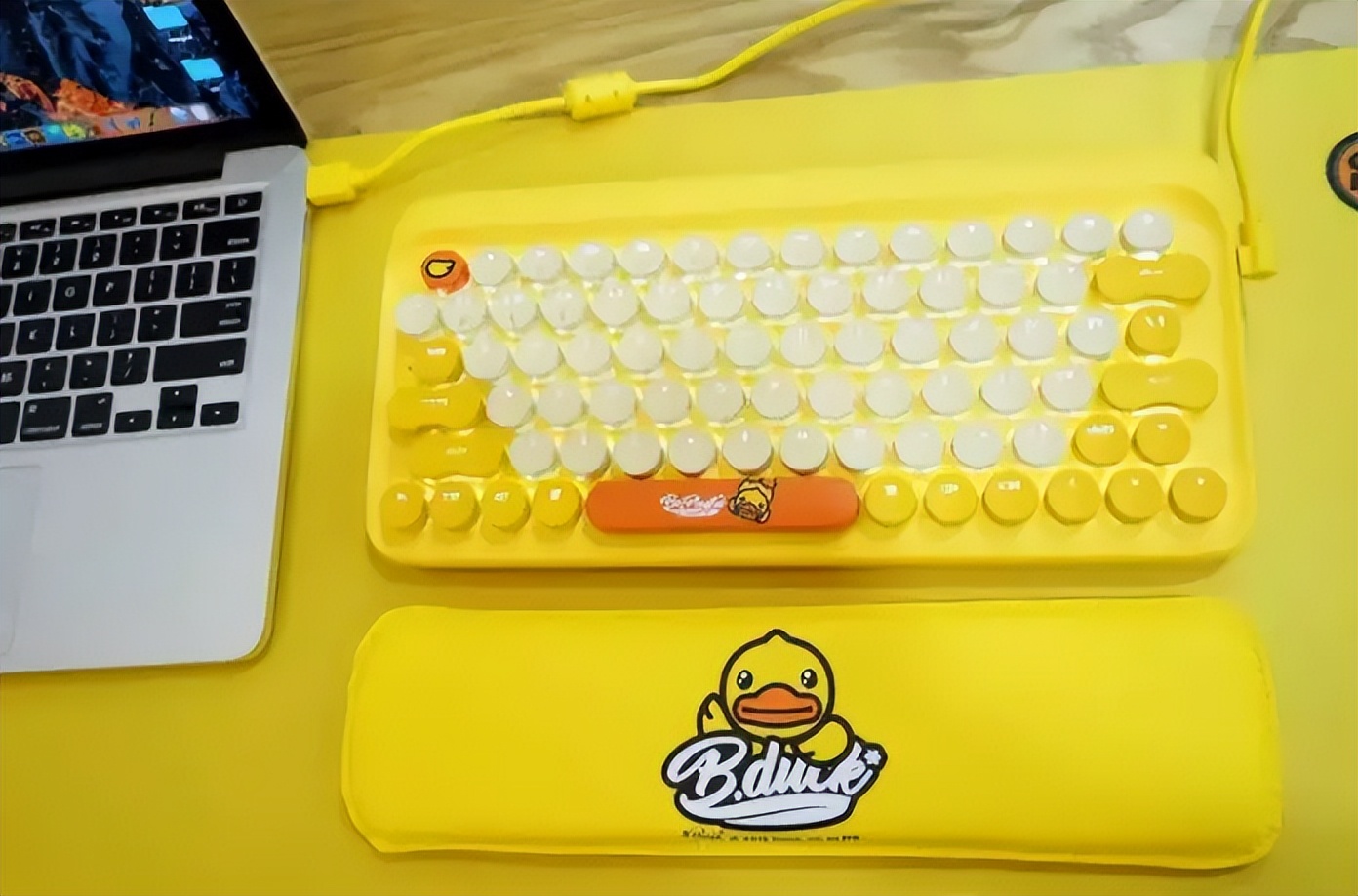 Ingenious workmanship!A mechanical keyboard that dominates in ...