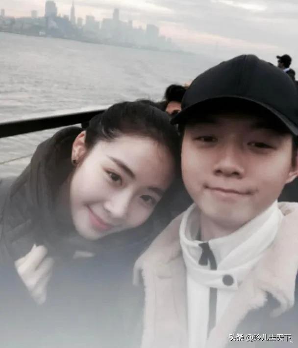 Huo Zun, with singing talent, is like a shooting star across the sky ...