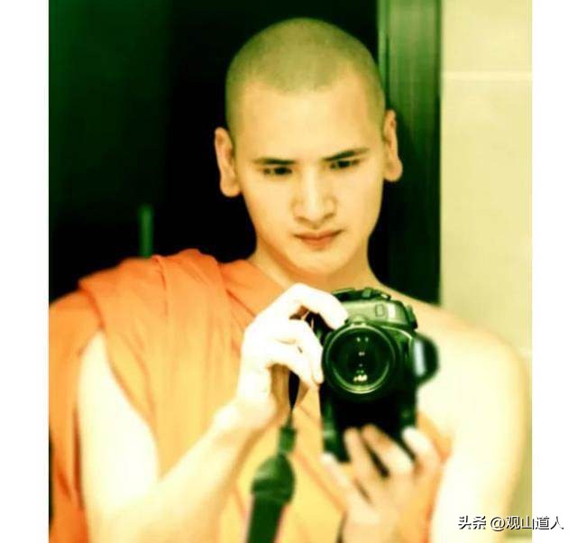 "The Most Handsome Monk" Shi Mingxin: At the age of 29, he resigned ...