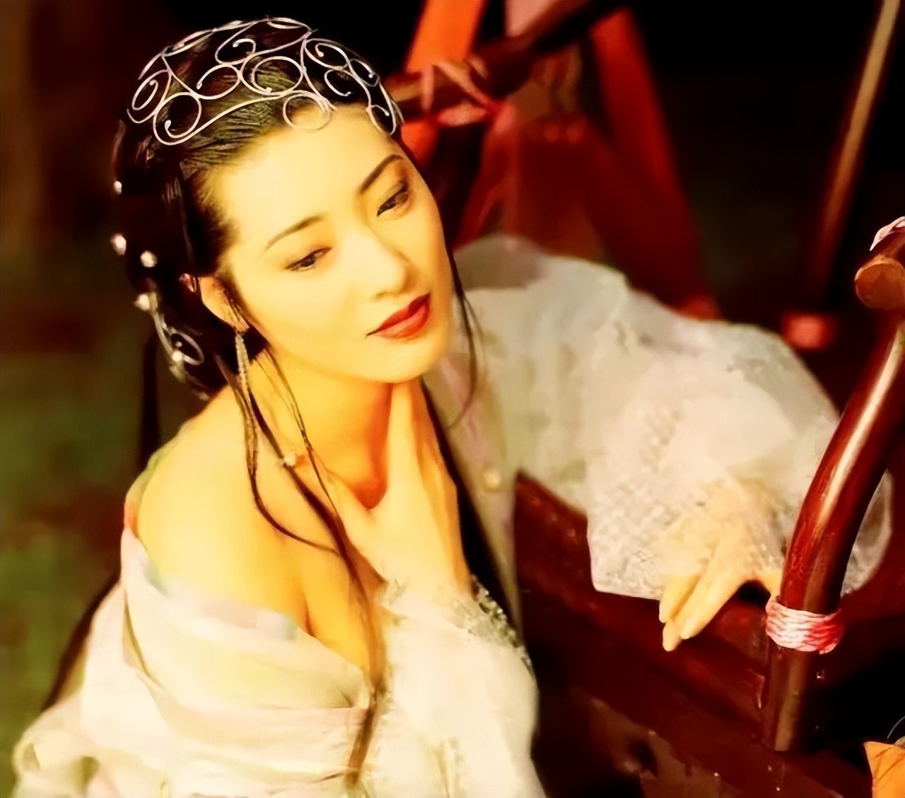 The 6 female stars who starred in "Pan Jinlian", some still have charm, and some live like ...