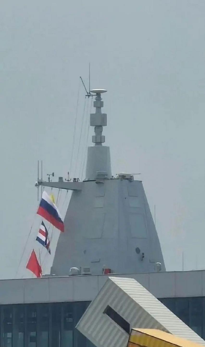 055 hangs the Russian flag high, but Russian officials are full of 054A, and they will be able ...