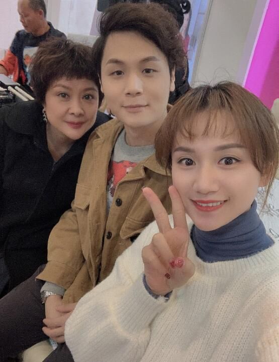 Bing Bing of "Migrant Wives Local Husbands" actively pursues Cheng ...