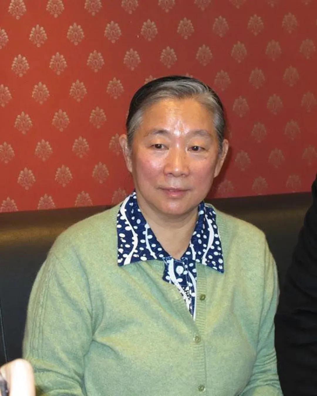 After Lin Biao's death, his daughter experienced ups and downs, but ...